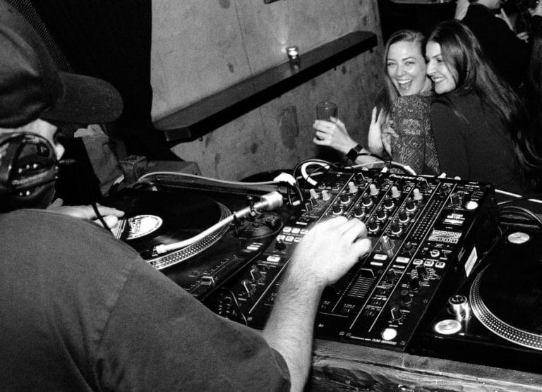 17 Best Live Music Bars In Hong Kong (Updated 2025) - The HK HUB