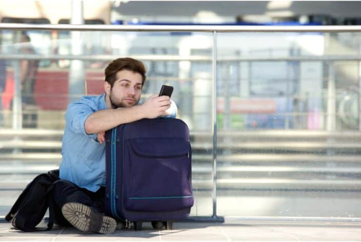 6 Side Effects Of Using Mobile Phones Too Much - The HK HUB