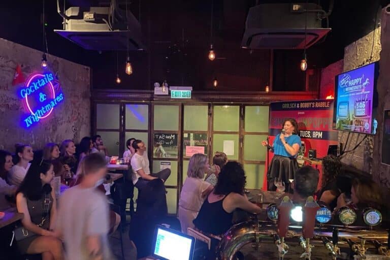Your Guide To Standup Comedians & Comedy Clubs In Hong Kong – The HK HUB