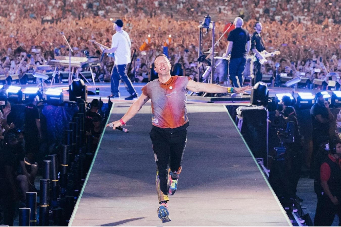 Will Coldplay Hold Additional ‘Infinity Ticket’ Sales for Their Hong ...