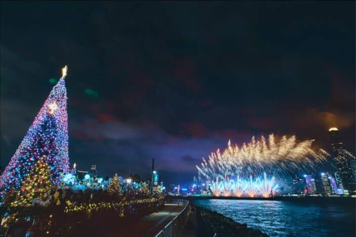 WinterFest Returns with Massive Christmas Tree & Waterfront Fireworks ...