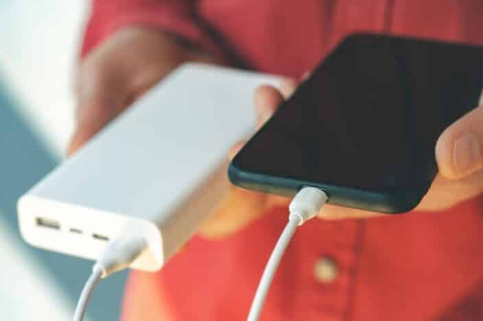 Hong Kong Bans Passengers From Using Power Banks on Flights From April ...
